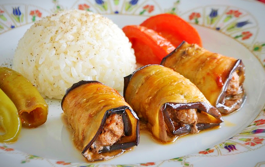 Köfteli Patlıcan Sarma Tarifi – Evdeki Pastane