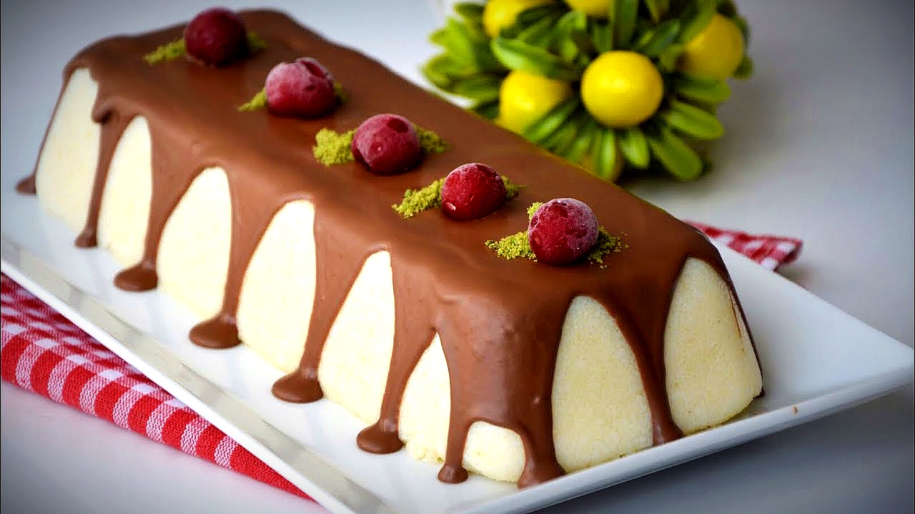 Çikolata Soslu İrmikli Tatlı Tarifi – Evdeki Pastane